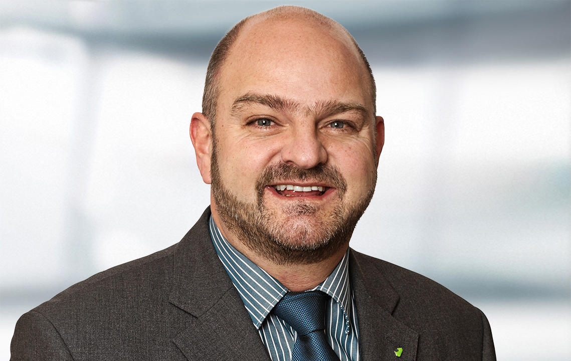 Itzehoer Versicherungen: Thorsten Pech, Vaale, DE ...