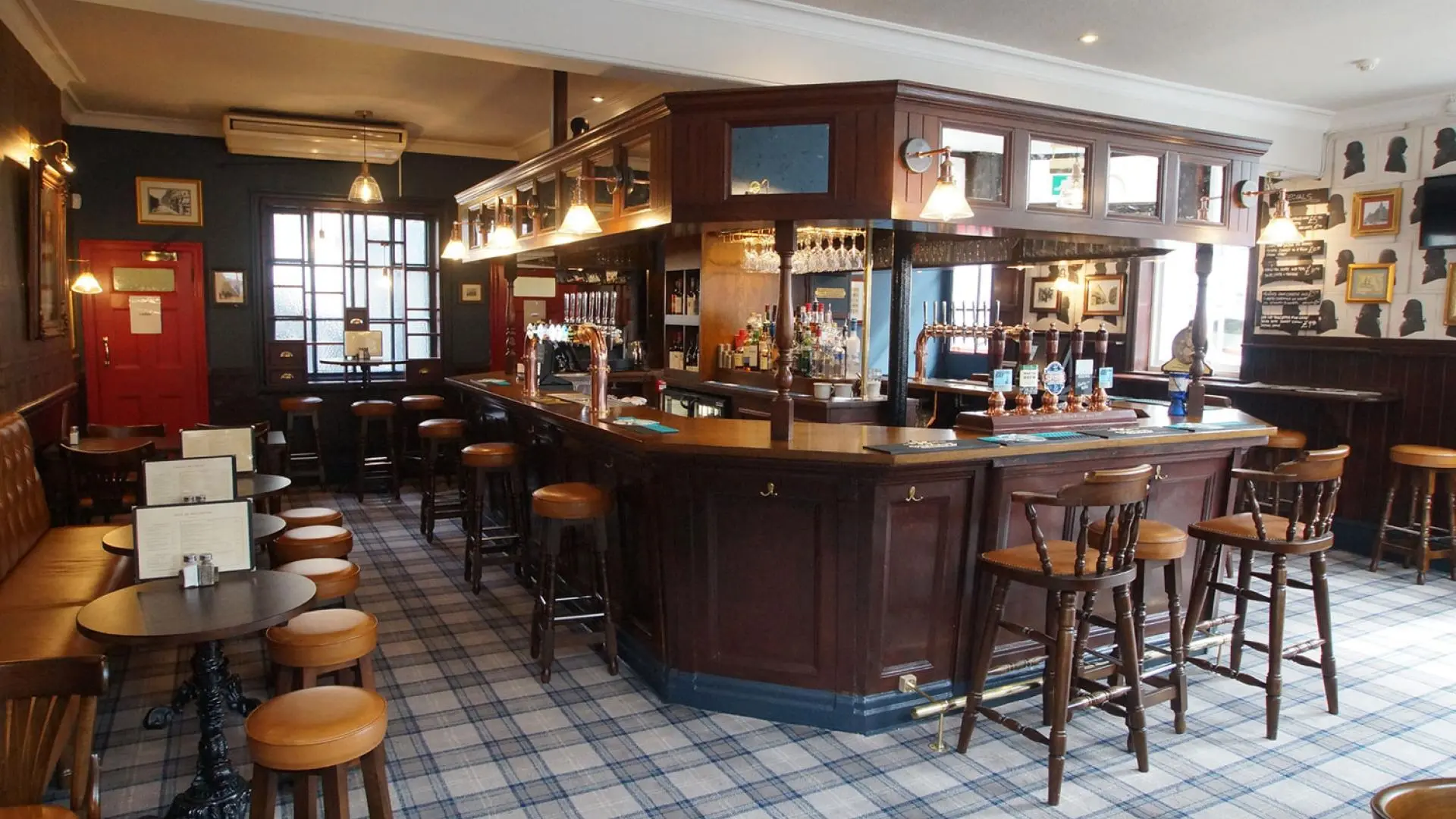 Duke of Wellington, London, GB | Company Information